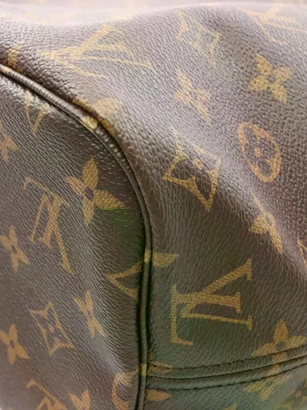 LOUIS VUITTON Neverfull Mm Monogram Tote Bag - Brown