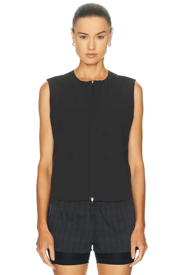 Literary Sport Sophie Vest - Black