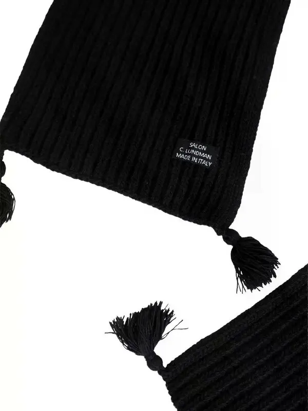 SALON C. LUNDMAN Ribbed Tassel-detail Scarf