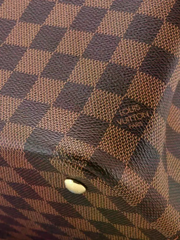 LOUIS VUITTON Kensington Damier Tote Bag