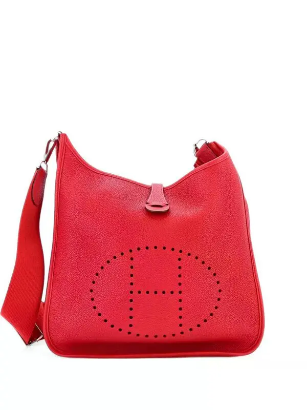 Hermès Evelyne Bag Gen Iii Clemence Pm Crossbody Bag - Red