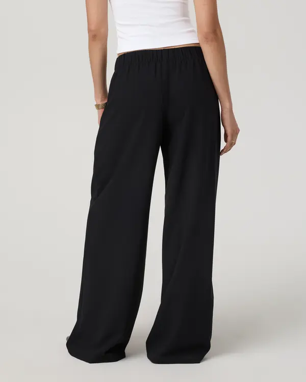 Vuori Sander Elastic Waist Trouser Shorts - Black