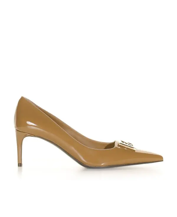 Dolce & Gabbana Dolce Gabbana Dg Plaque Pointed Toe Pumps - Brown