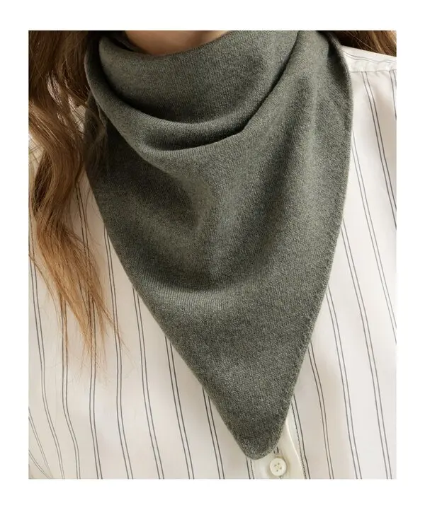 Brunello Cucinelli Cashmere Foulard With Monili - Oregano