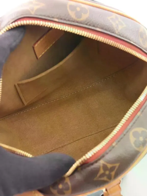 LOUIS VUITTON 2019 Mm Boite Chapeau Cross Body Bag