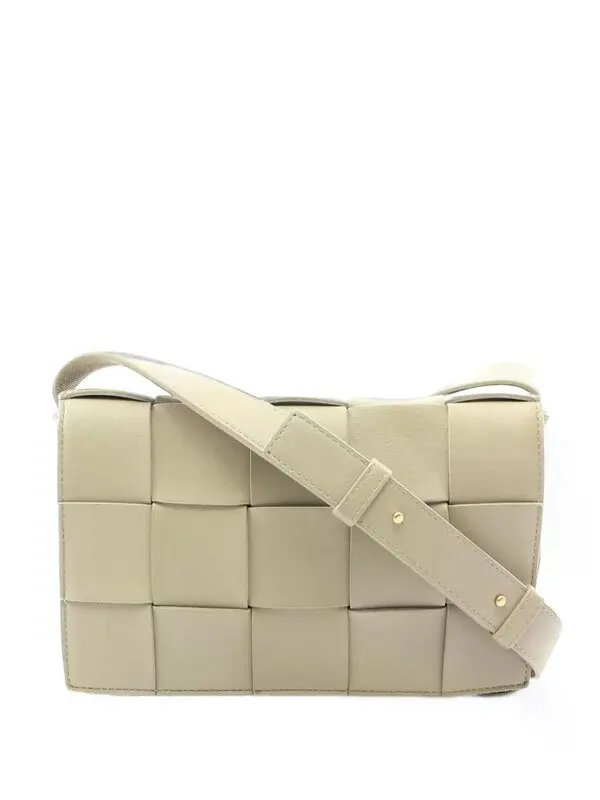 Bottega Veneta 2010s Cassette Maxi Intrecciato Shoulder Bag - Neutrals