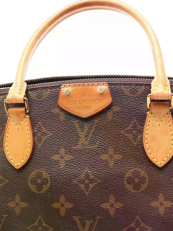 LOUIS VUITTON 2016 Pm Monogram Turenne Handbag