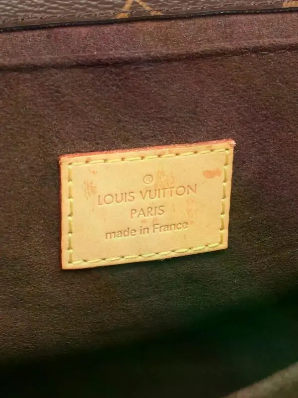 LOUIS VUITTON Monogram Pochette Metis Mm Bag