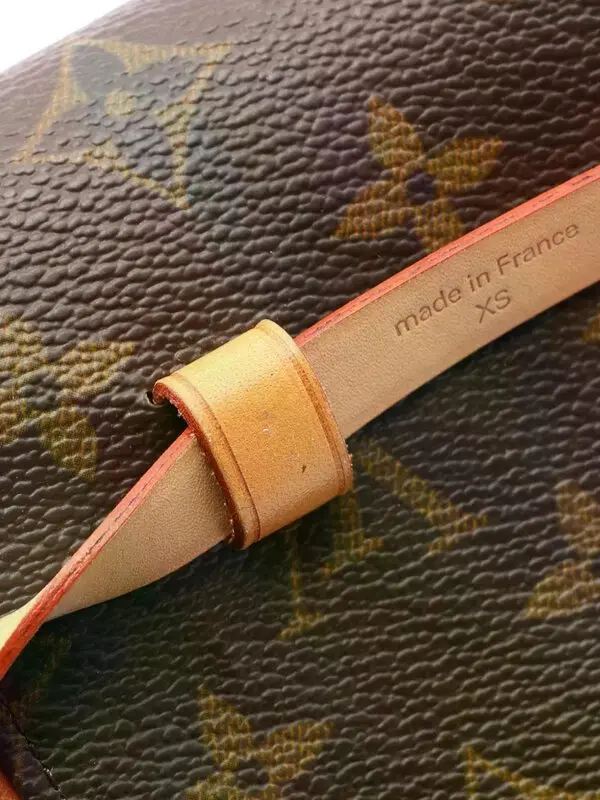 LOUIS VUITTON 2002 Pochette Florentine Monogram Belt Bag