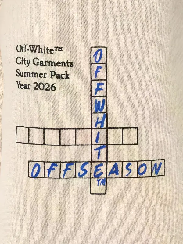 Off-White Logo Print Drawstring Shorts - Neutrals