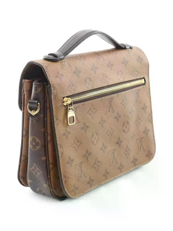 LOUIS VUITTON 2017 Mm Pochette Metis Monogram Reverse Handbag