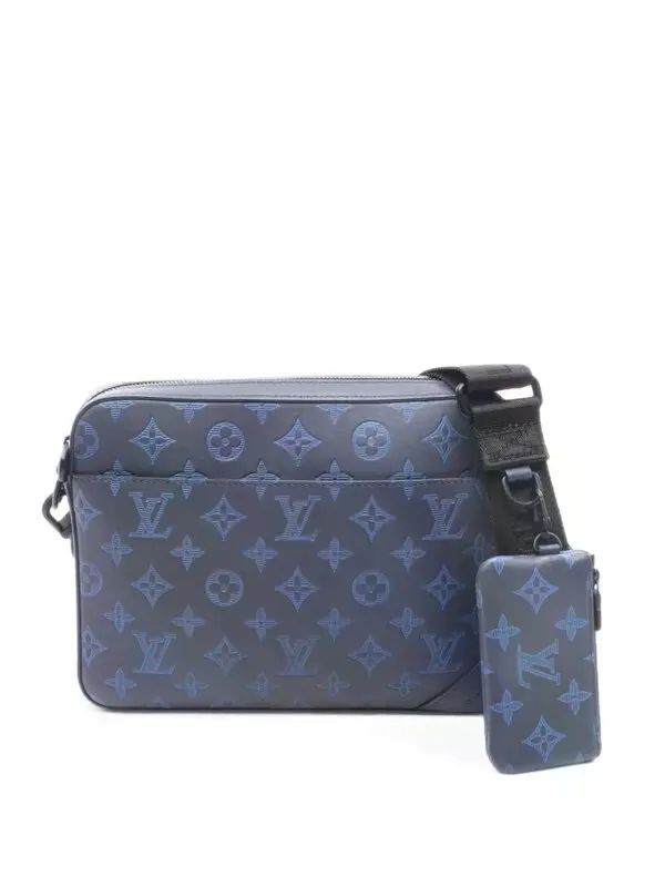 LOUIS VUITTON 2021s Duo Messenger Monogram Shadow Clutch Bag