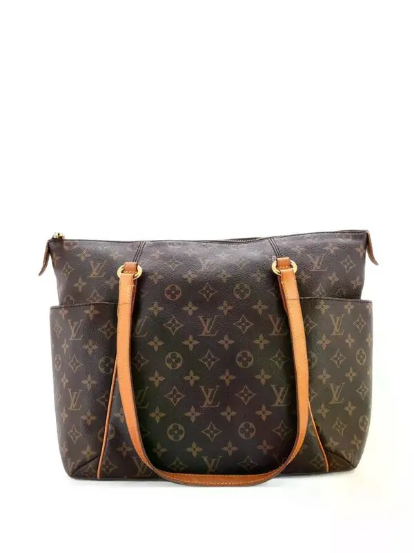 LOUIS VUITTON Monogram Shoulder Bag