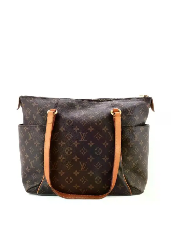 LOUIS VUITTON Monogram Shoulder Bag