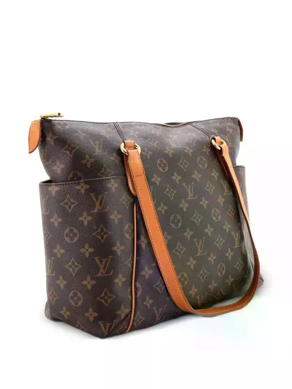 LOUIS VUITTON Monogram Shoulder Bag - Brown