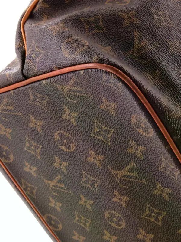 LOUIS VUITTON Monogram Canvas Gm Tote Bag