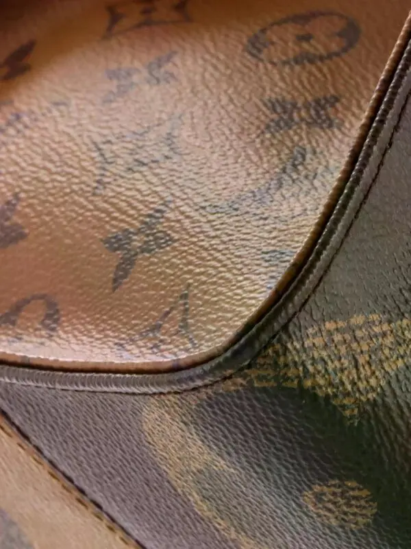 LOUIS VUITTON Onthego Reverse Monogram Giant Mm Tote Bag