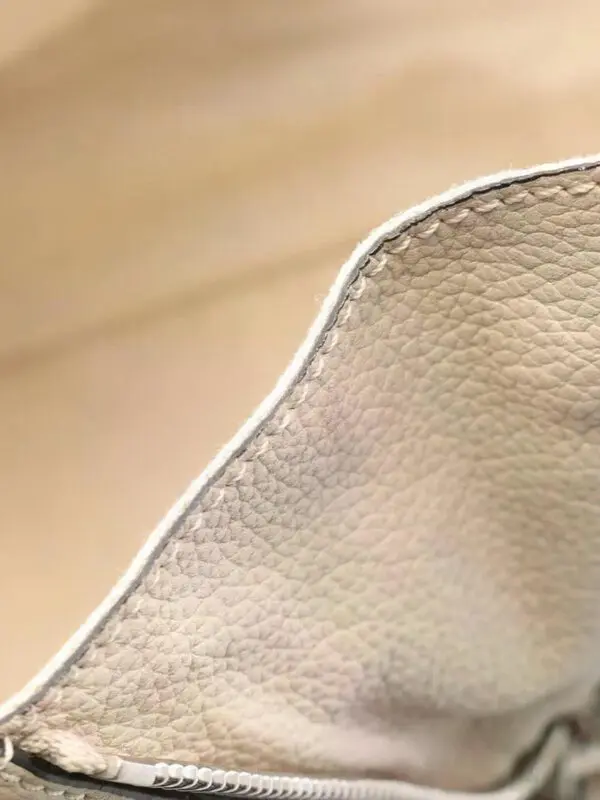 Loewe 2000s Hammock Tote Bag - Neutrals