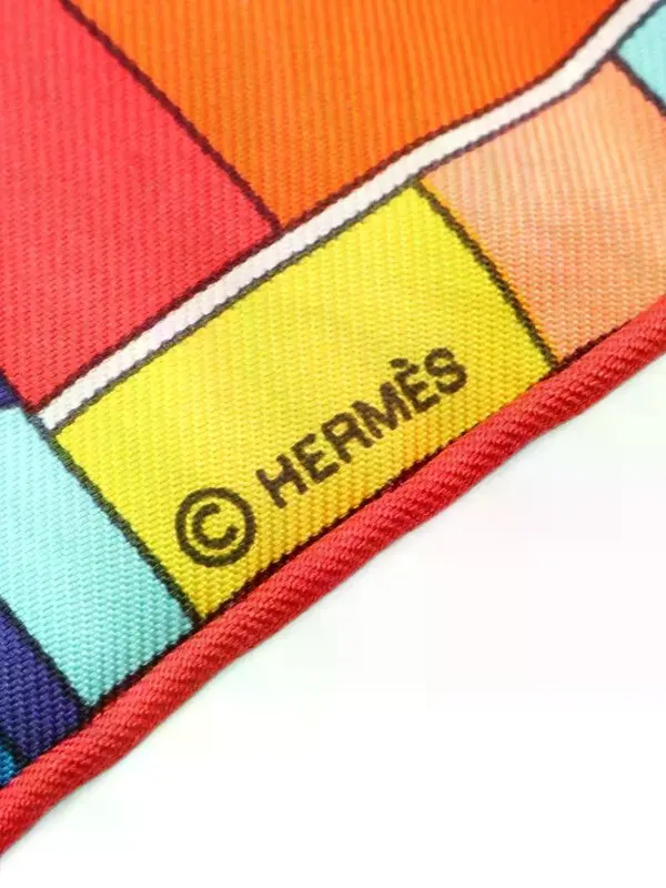 Hermès 2010s Petit Carré 40 Mots De Soie Scarf
