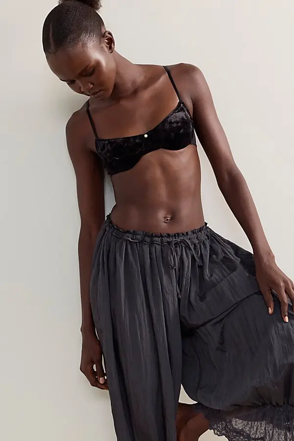 Only Hearts Velvet Crush Underwire Bra - Black