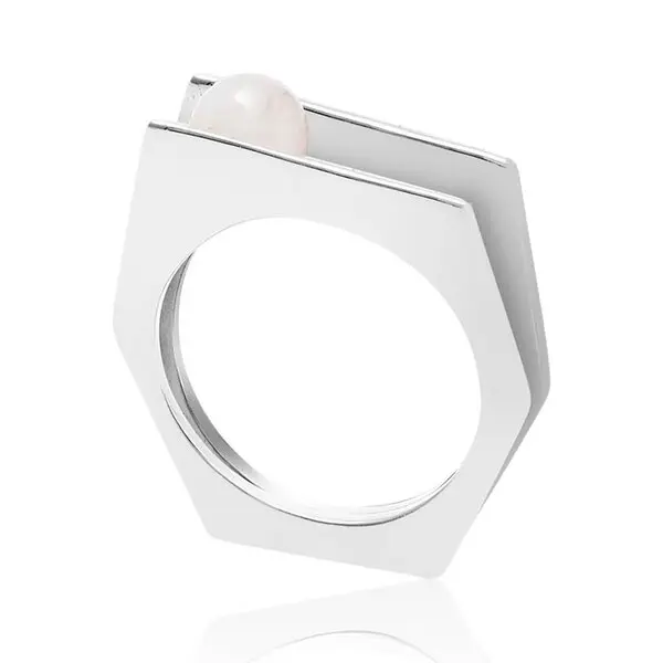 NEOLA DESIGN Alvaro Cocktail Ring With White Pearl