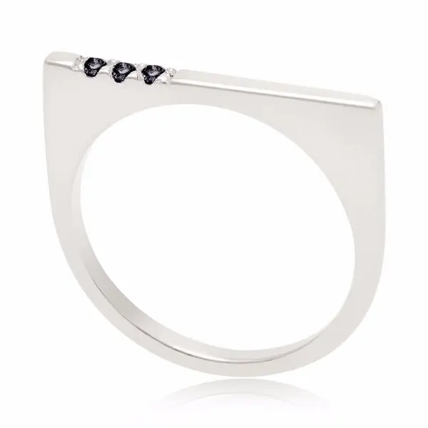 NEOLA DESIGN Minerva Sterling Silver Stacking Ring With Onyx