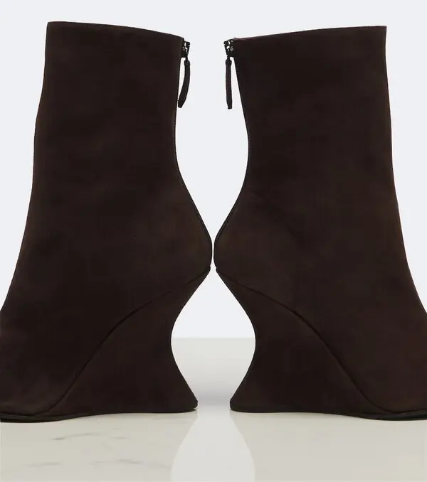 AQUAZZURA Amore Suede Ankle Boots