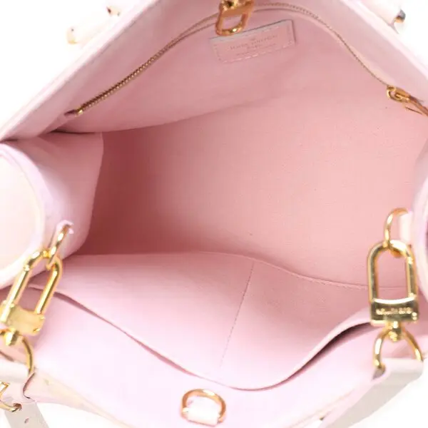 LOUIS VUITTON Onthego Pm Tote