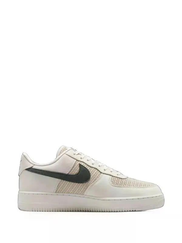 Nike Air Force 1 Low '07 Lv8 Sneakers - Neutrals