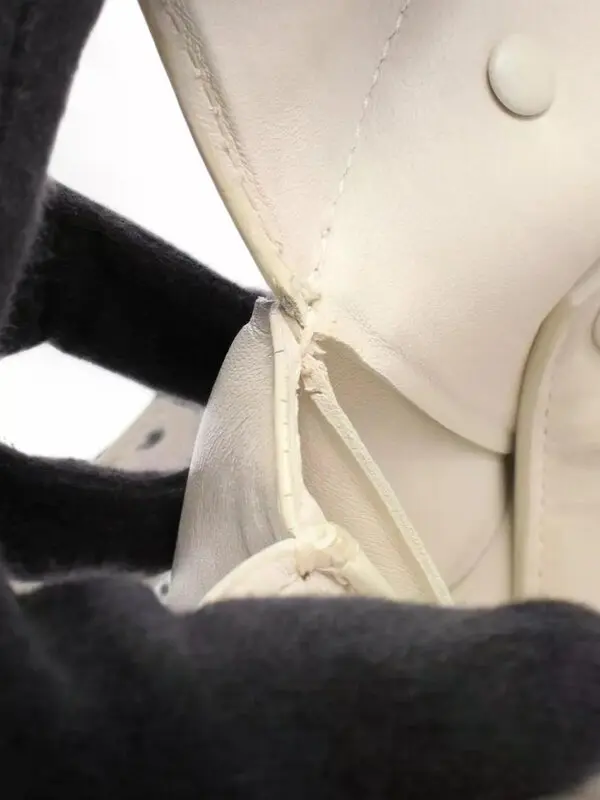 Bottega Veneta 2000s Maxi Intrecciato Shoulder Bag