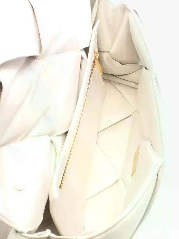 Bottega Veneta 2000s Maxi Intrecciato Shoulder Bag - Neutrals