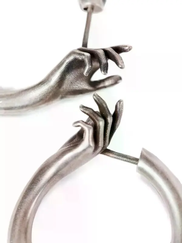 ANN DEMEULEMEESTER Cajsa Hand-motif Hoop Earrings - Silver
