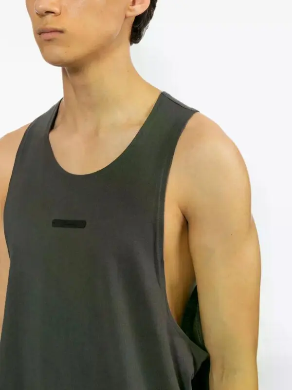 ESSENTIALS Essential Tank