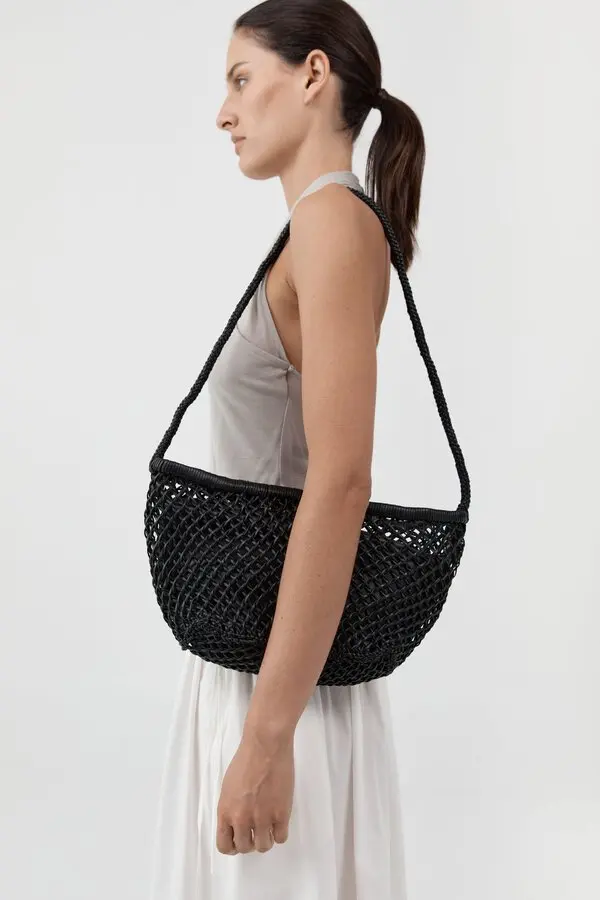 ST. AGNI Mesh Crescent Bag