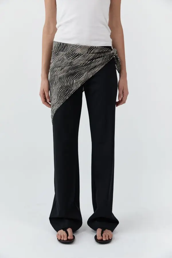 ST. AGNI Savannah Silk Scarf - Sand