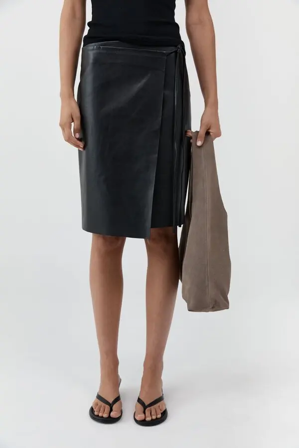 ST. AGNI Suede Soft Bag