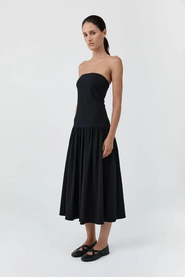 ST. AGNI Gathered Strapless Minimal Dress