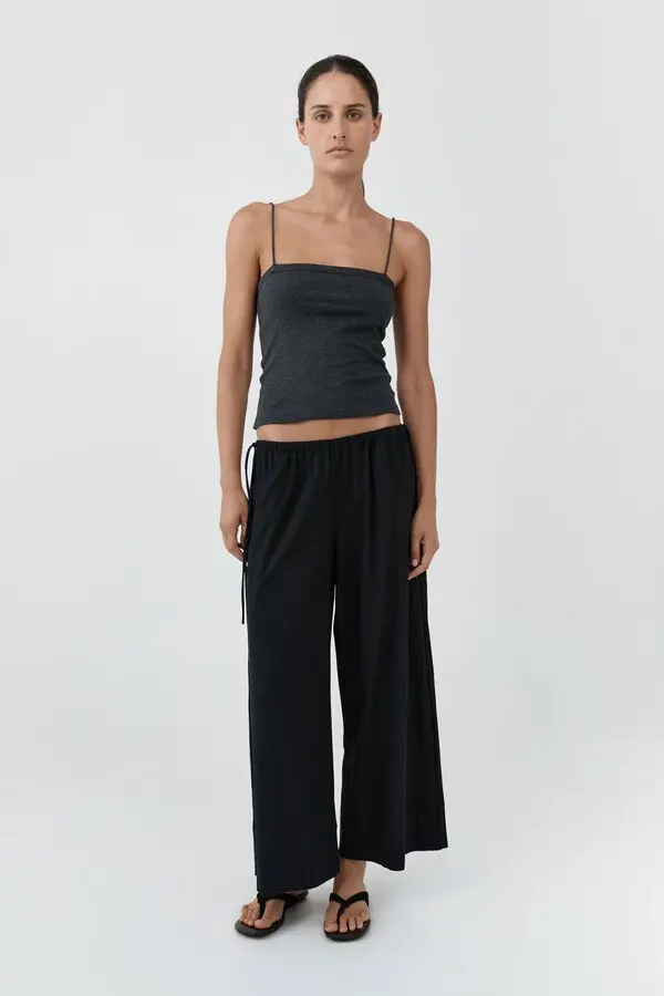 ST. AGNI Cropped Drawstring Pants - Black