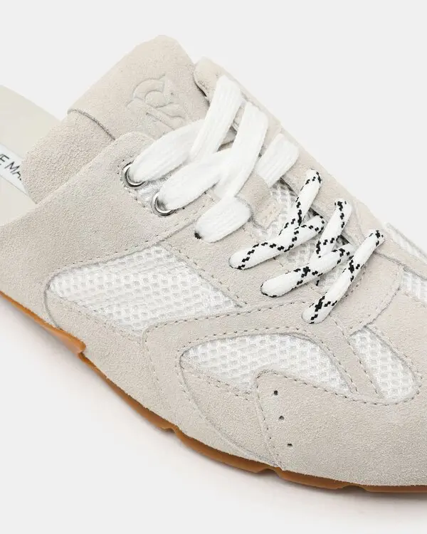 Steve Madden Aziel Mule Sneaker & Shoelace Bundle