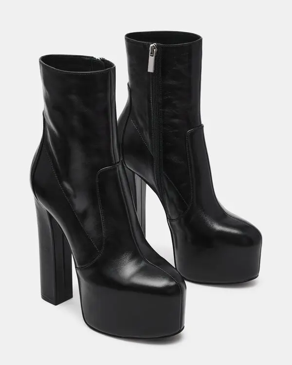Steve Madden Senara Platform Booties