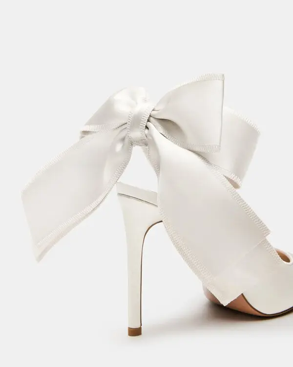 Steve Madden Teacup Pointed Toe Heels With Bow Detailing - Ivory Satin