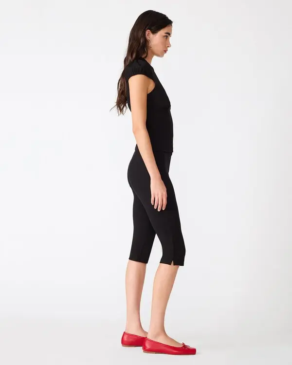 Steve Madden Keyhole Top