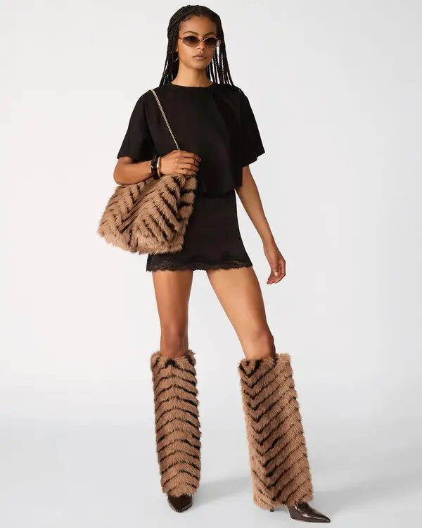 Steve Madden Icon Boot & Sefina Faux Fur Bag Bundle - Black