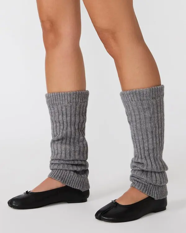 Steve Madden Calico Flat & Jazz Legwarmers Bundle