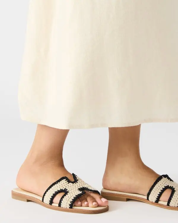 Steve Madden Hadyn Square Toe Sandals