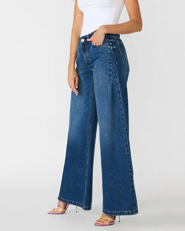 Steve Madden Davina Vinyl Mule Heels