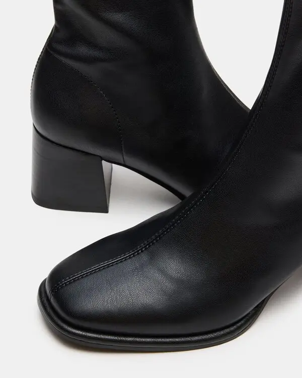 Steve Madden Pammy Block Heel Booties