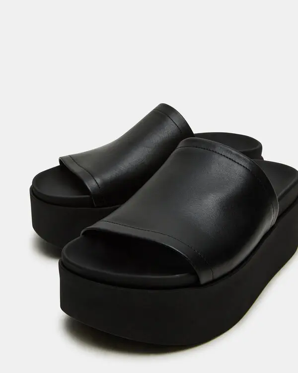 Steve Madden Arwen Mule Sandals