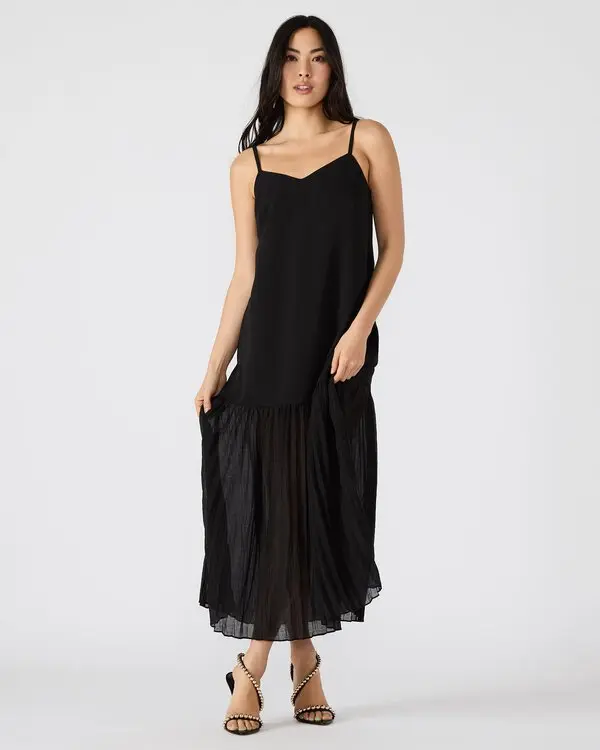 Steve Madden Ember Sleeveless Flowy Dress