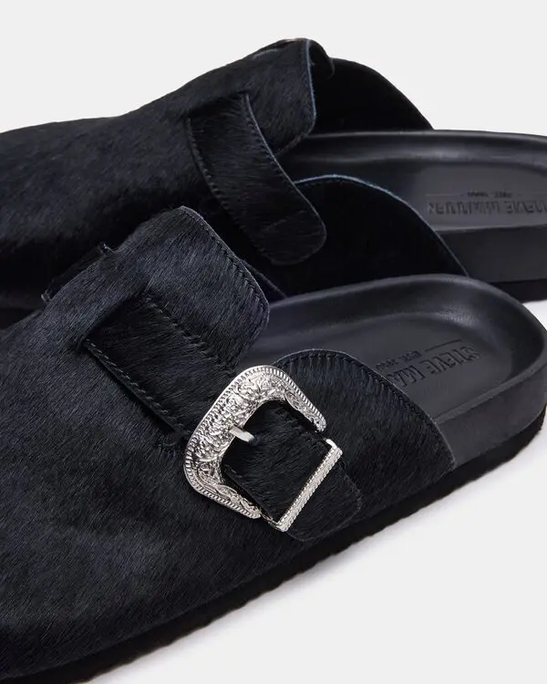 Steve Madden Buckled Slip-on Clogs - Black